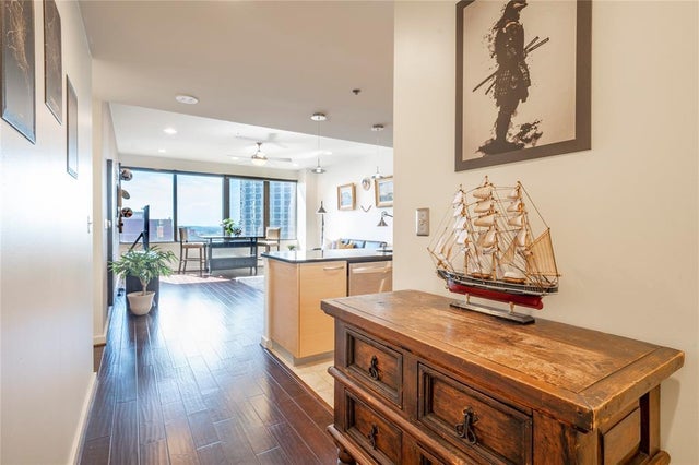 Metropolitan Condos For Sale Downtown Dallas | 1200 Main St. Dallas, TX