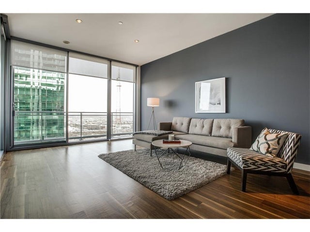 Azure Condos For Sale in Uptown Dallas, TX | 2900 McKinnon St.