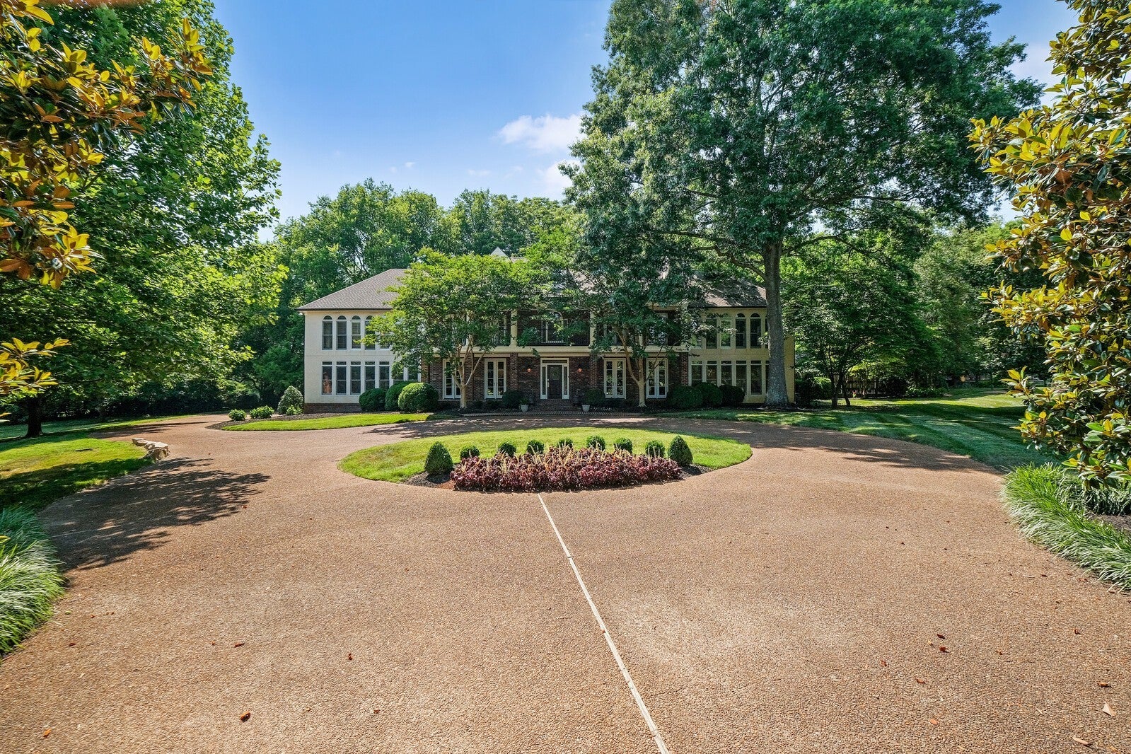 Nashville Luxury Homes - Luxury Real Estate in Nashville TN
