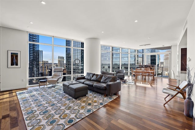 The Austonian Condos: Downtown Austin Luxury Condominiums, Austonian